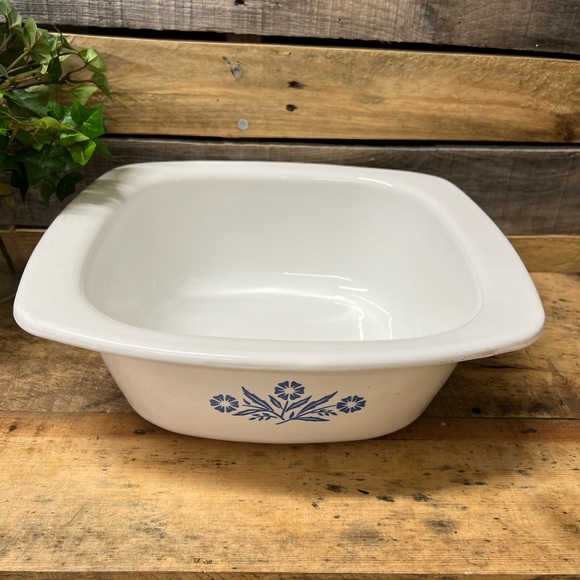 Corningware | Kitchen | Vintage Cornflower Blue Corningware Dutch Oven ...